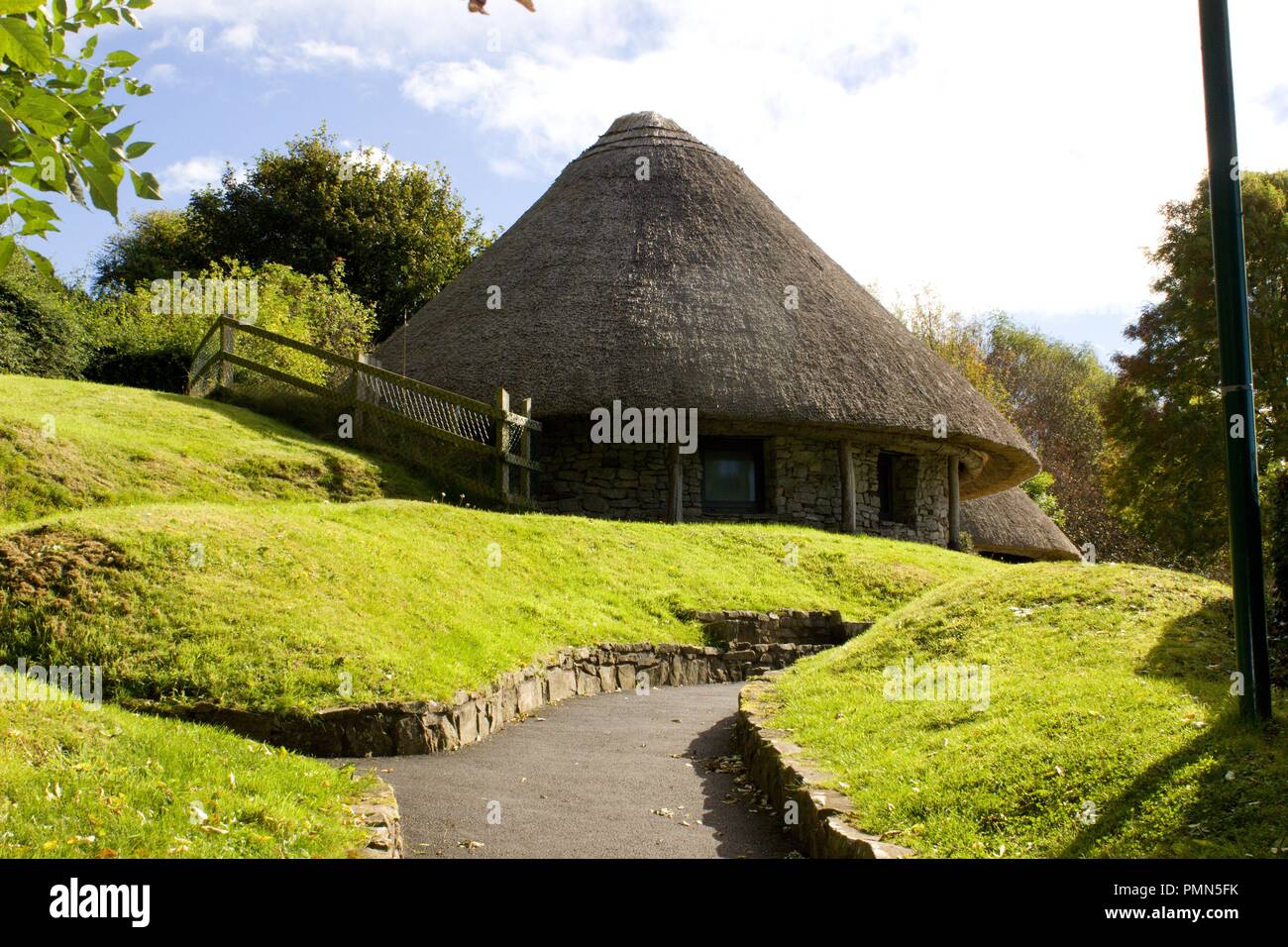 Irlande au toit de chaume Banque de photographies et d’images à haute résolution - Page 2 - Alamy