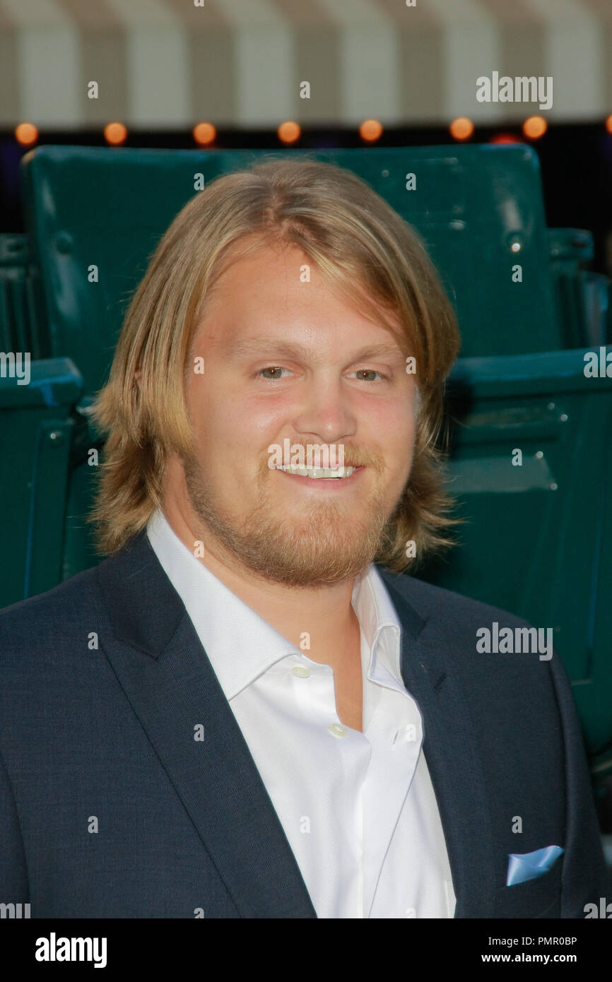 Joe Massingill lors de la première mondiale de la Warner Brothers ...