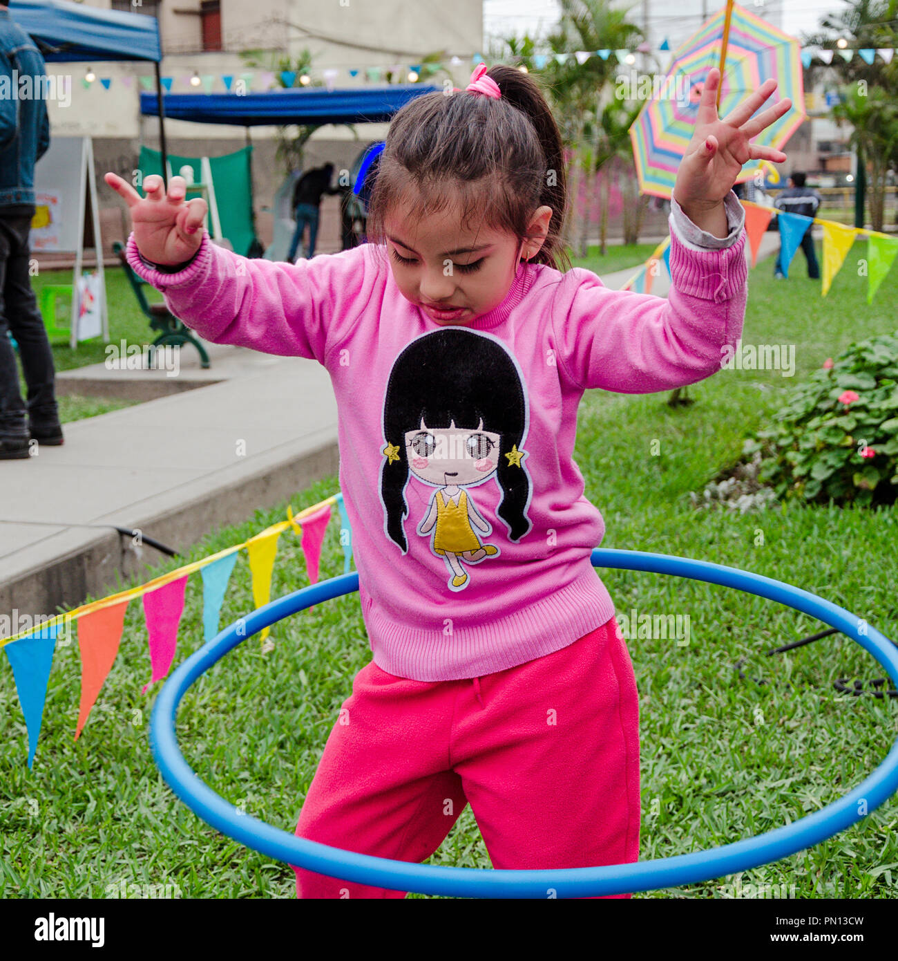 Le cerceau enfant Banque de photographies et d’images à haute ...