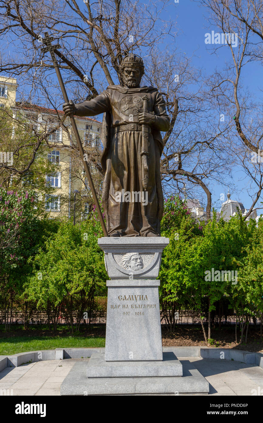 Bulgarie statue de sofia Banque de photographies et d’images à haute résolution - Alamy