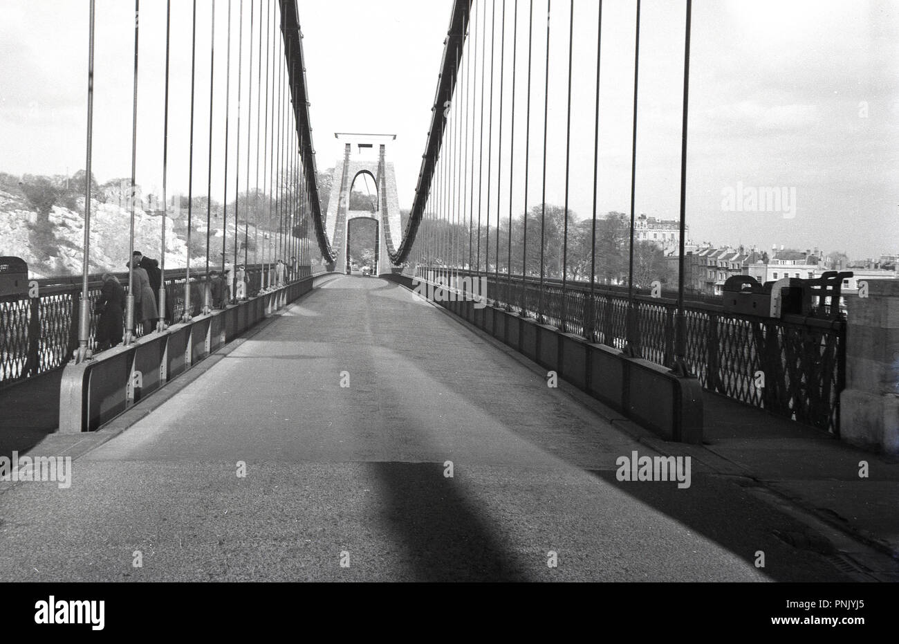 Années 1950, Bristol, une belle vue sur le pont suspendu de Clifton, un ...