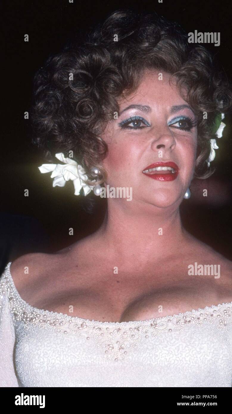 Elizabeth scull Banque de photographies et d’images à haute résolution ...