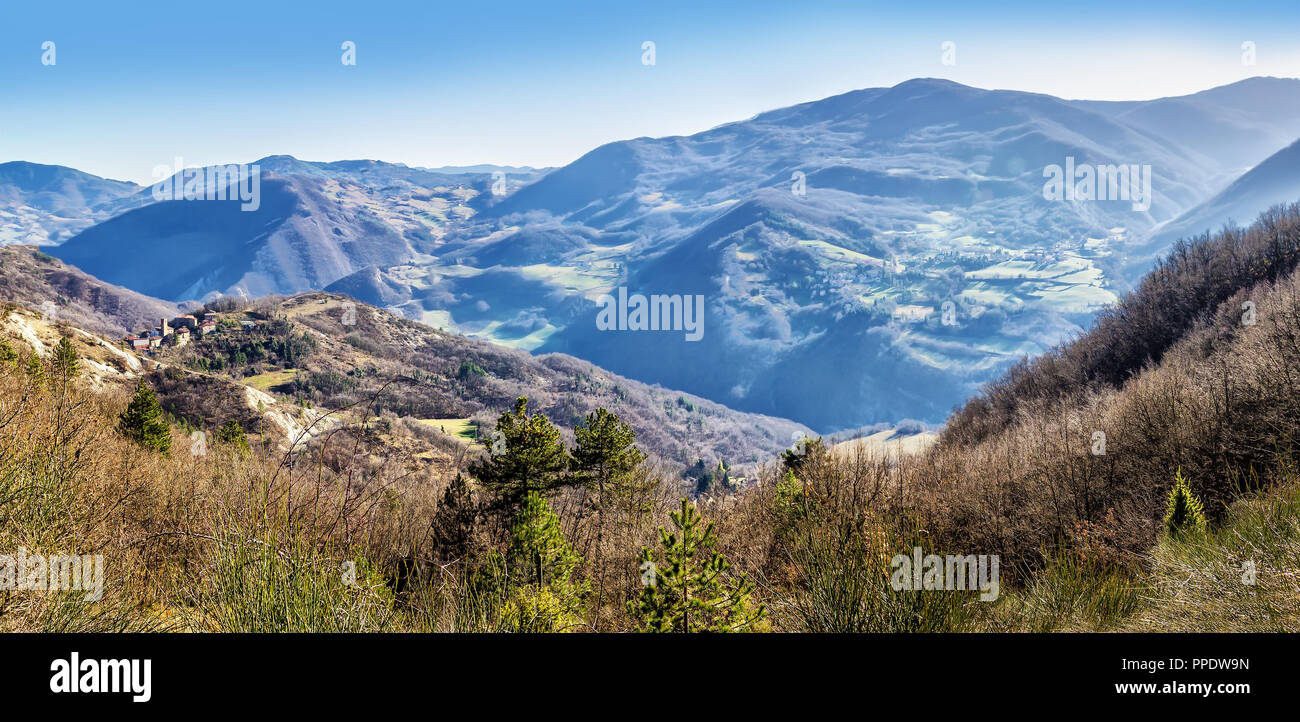 Apennine mountain Banque de photographies et d’images à haute ...