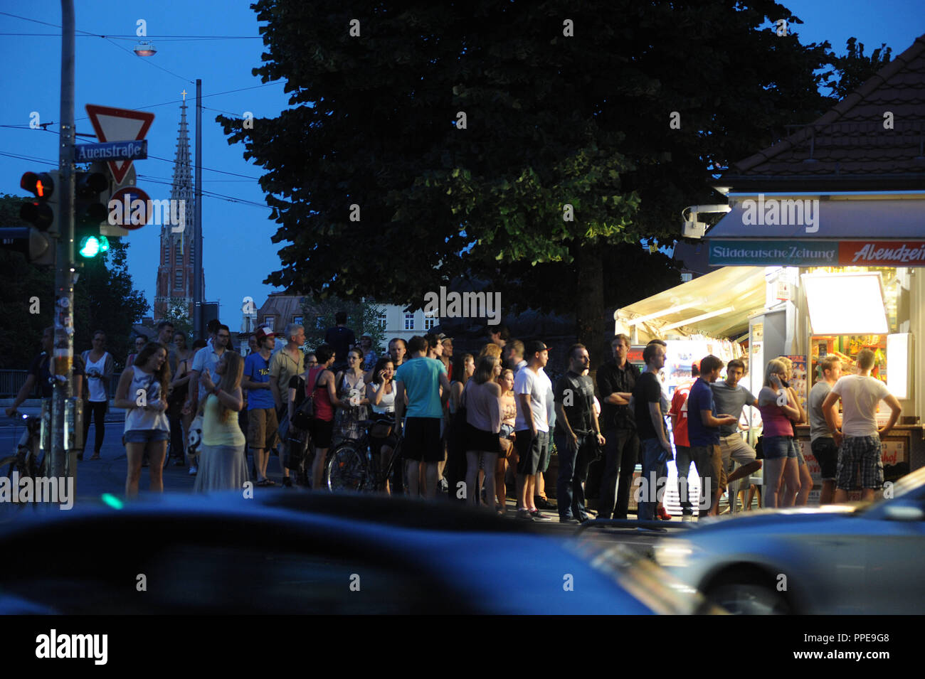 Le kiosque des noctambules Banque de photographies et d’images à haute ...