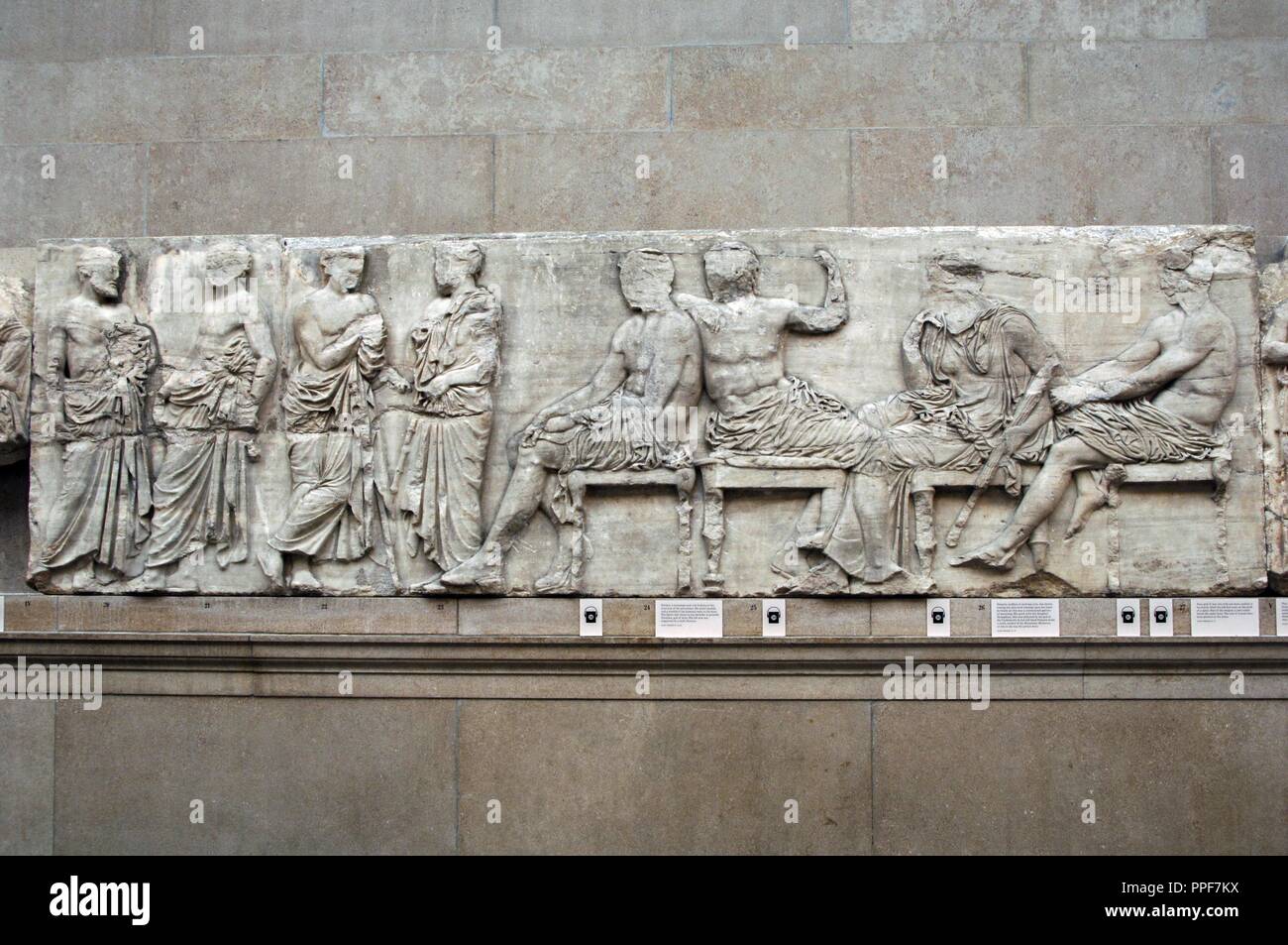 La frise du Parthénon. Côté Est. 447-432BC. La période grecque classique. Une partie de la ...