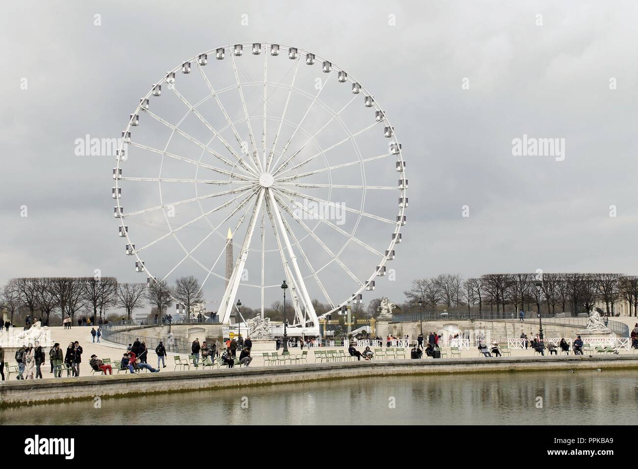 La Grande Roue de la Place de la Concorde à Paris. France Photo Stock ...