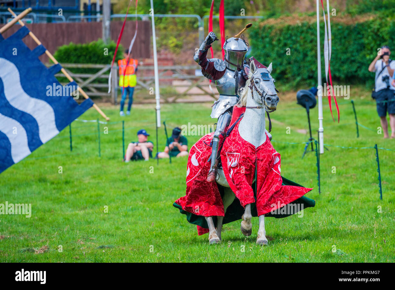 Joute cheval médiéval Banque de photographies et d’images à haute ...