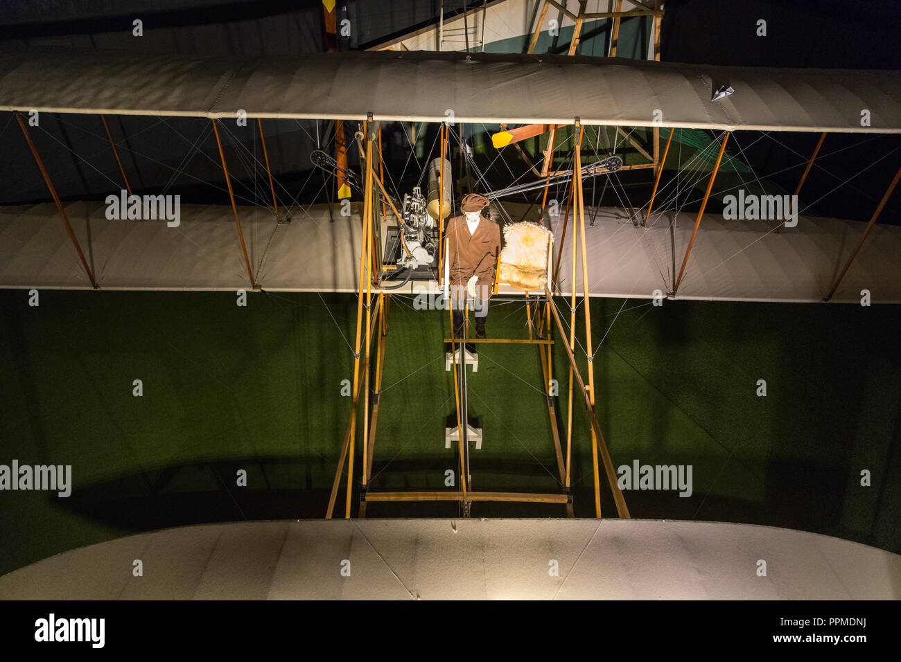 Réplique de la 1903 Wright Flyer, le premier avion motorisé à voler, à ...