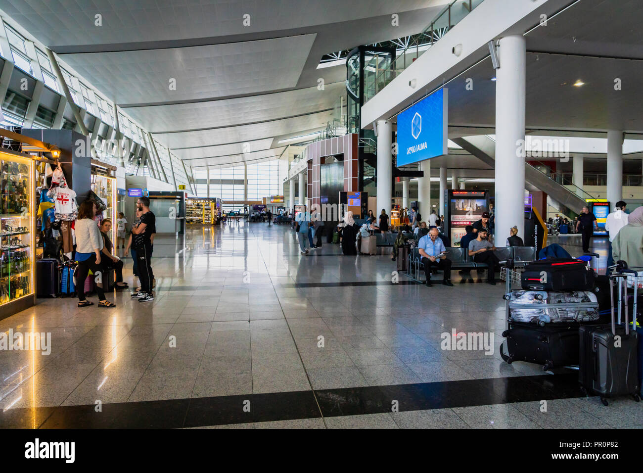 Tbilisi international airport Banque de photographies et d’images à ...