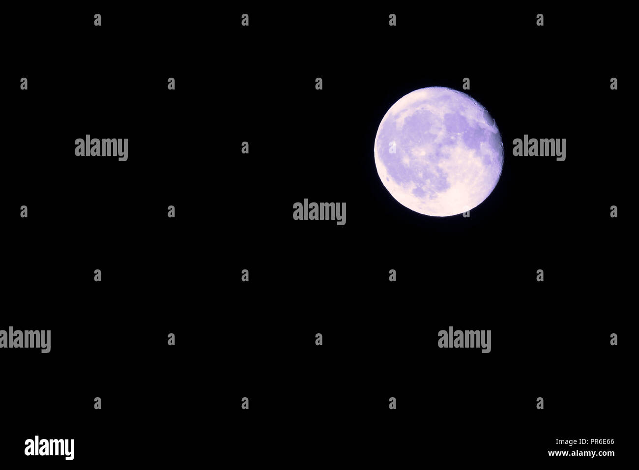 Lune bleue Banque de photographies et d’images à haute résolution - Alamy