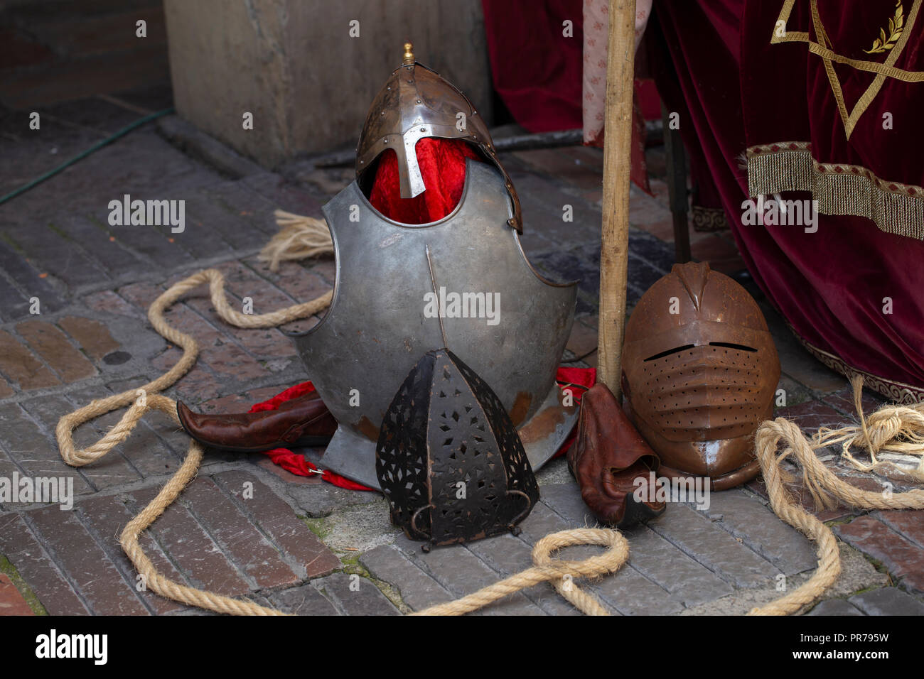 Suit of armour Banque de photographies et d’images à haute résolution ...