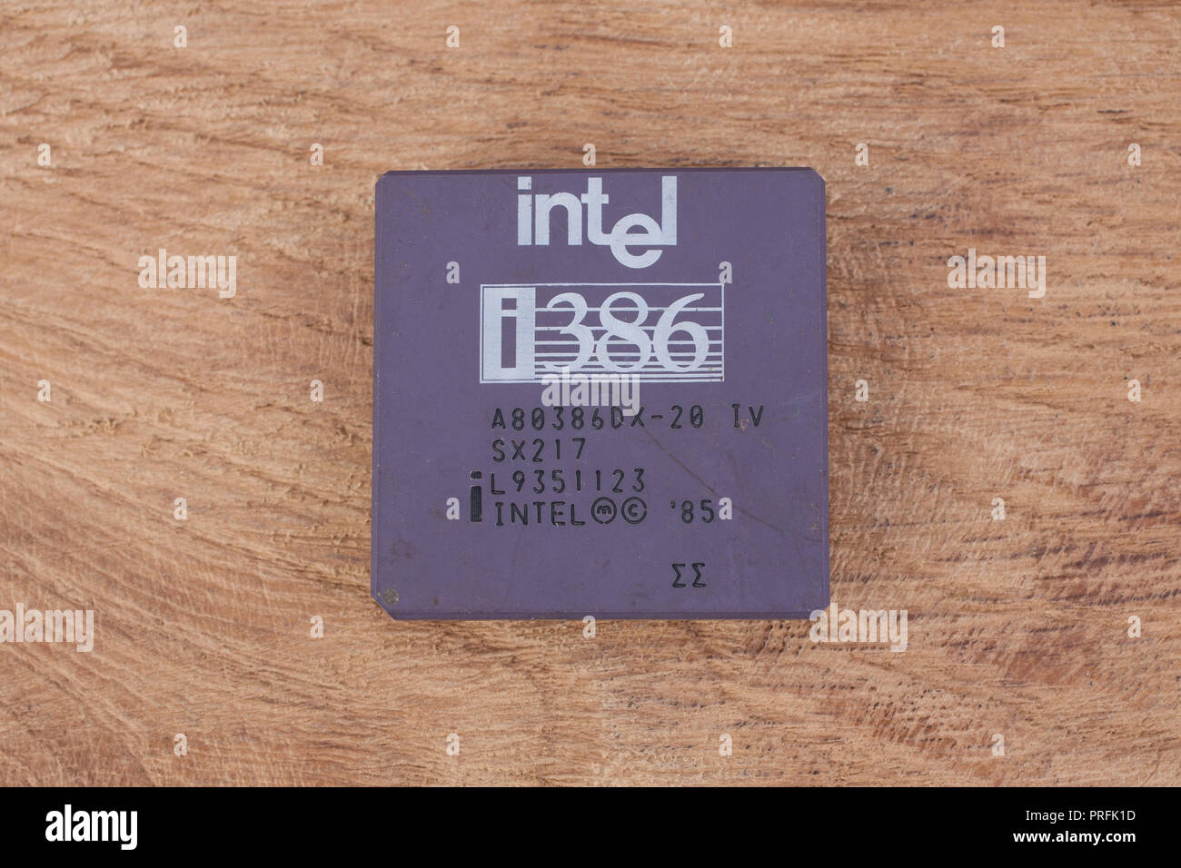 Intel 386 Banque de photographies et d’images à haute résolution - Alamy