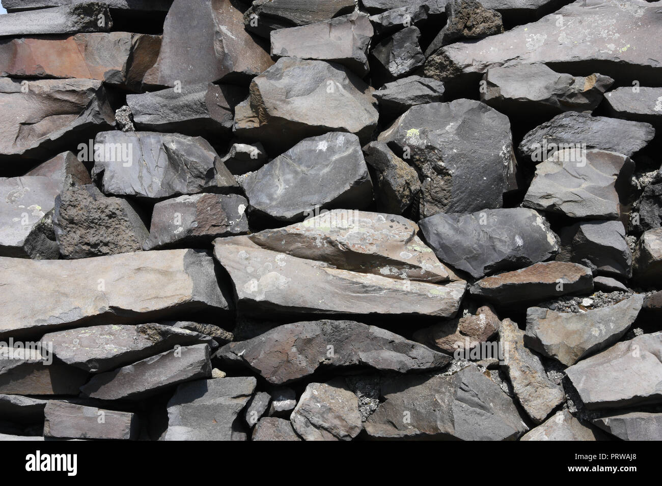 Mur de pierre de basalte Banque de photographies et d’images à haute ...