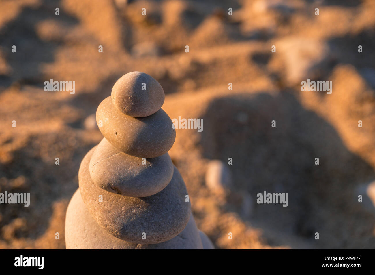Stone pyramid Banque de photographies et d’images à haute résolution ...