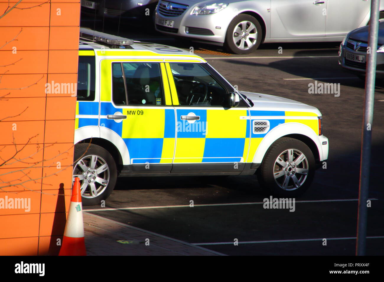 Cmpg poste de police Banque de photographies et d’images à haute ...