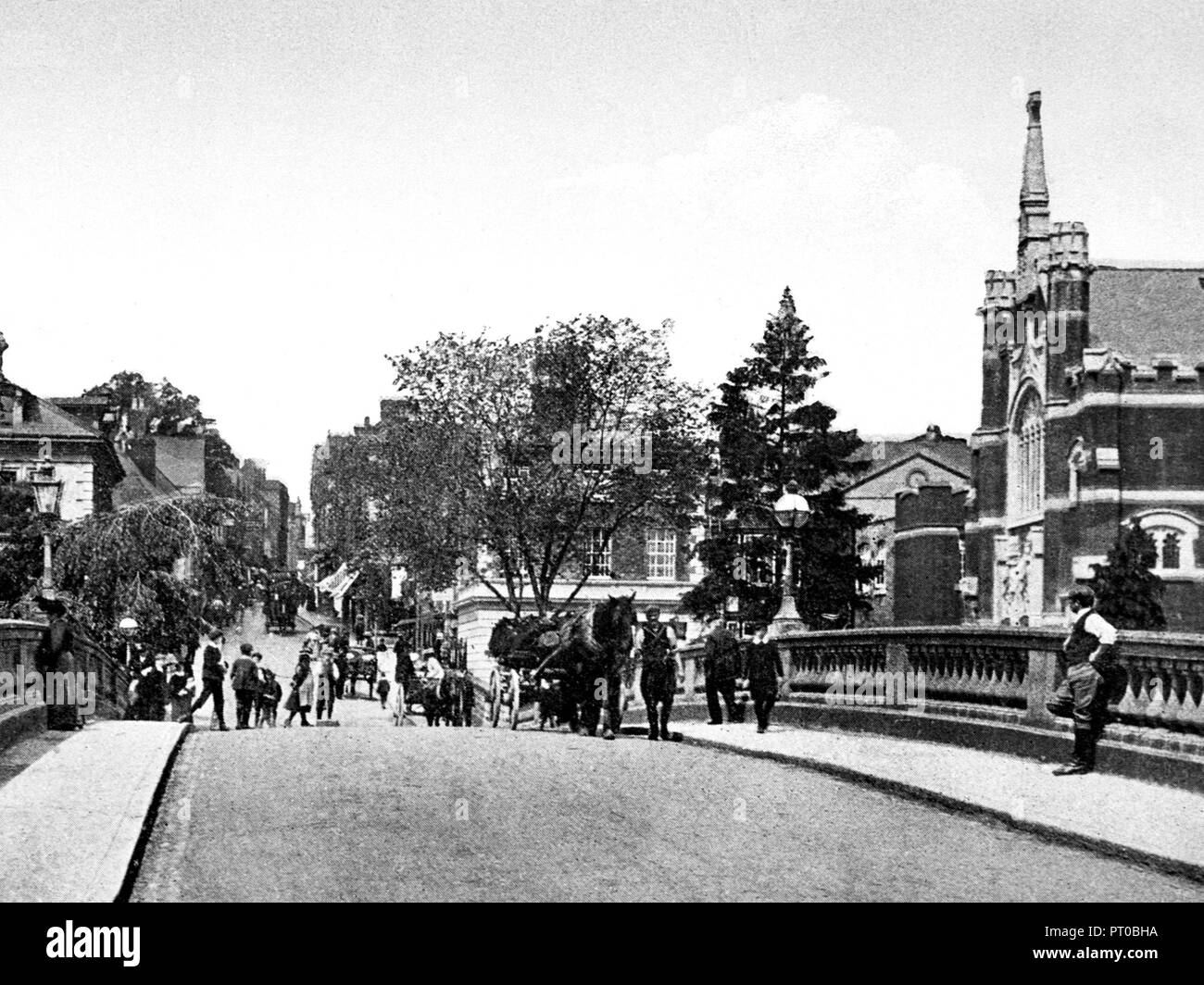 Evesham bridge Banque de photographies et d’images à haute résolution ...
