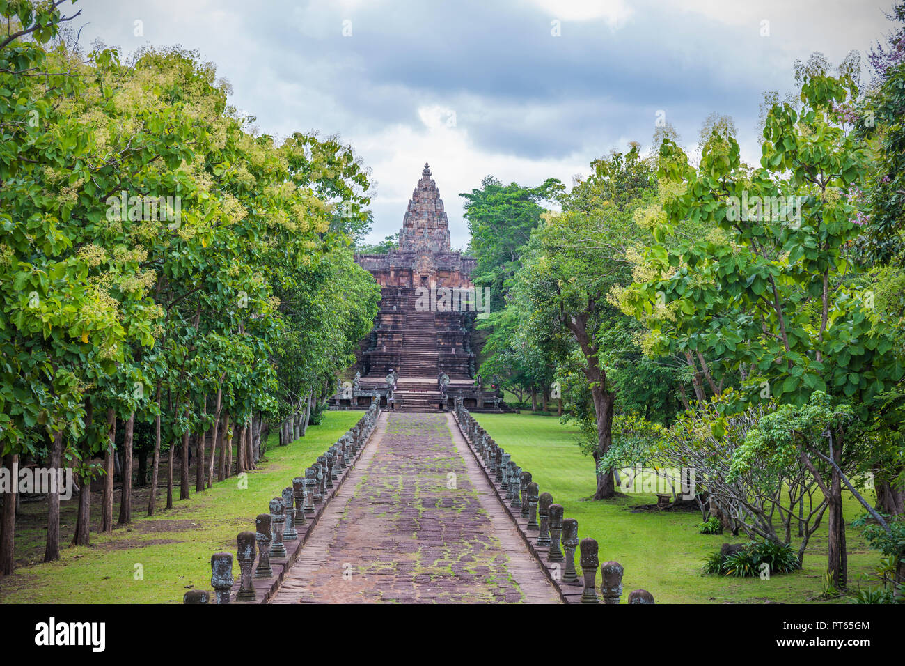 Parc historique de Phanom Rung construit par Roche à la montagne de ...
