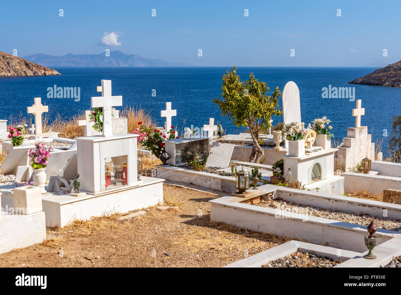 Cimetière grec Banque de photographies et d’images à haute résolution ...