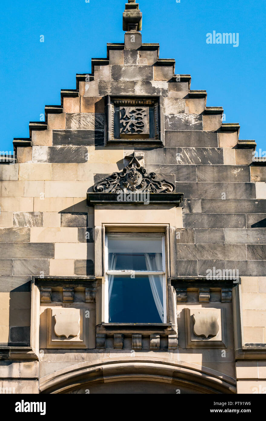 Crow Step Gable Banque d'image et photos - Alamy