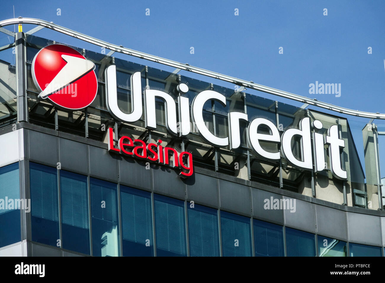 Unicredit logo Banque de photographies et d’images à haute résolution ...