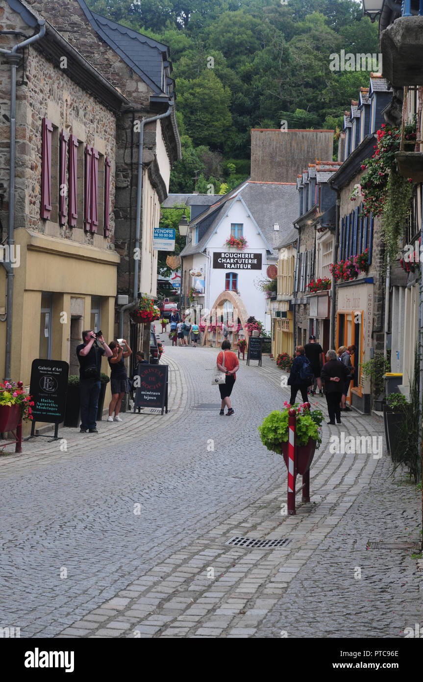 Pontrieux brittany france Banque de photographies et d’images à haute ...