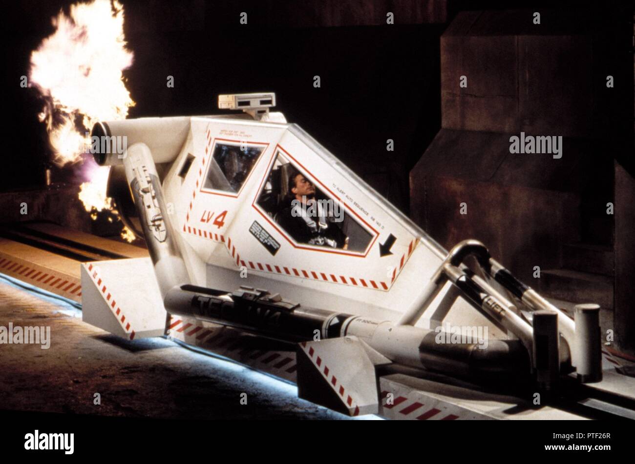 Scene jean claude van damme timecop Banque de photographies et d’images ...