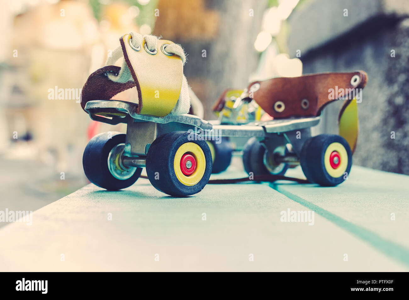 Patin à roulettes vintage Banque de photographies et d’images à haute ...
