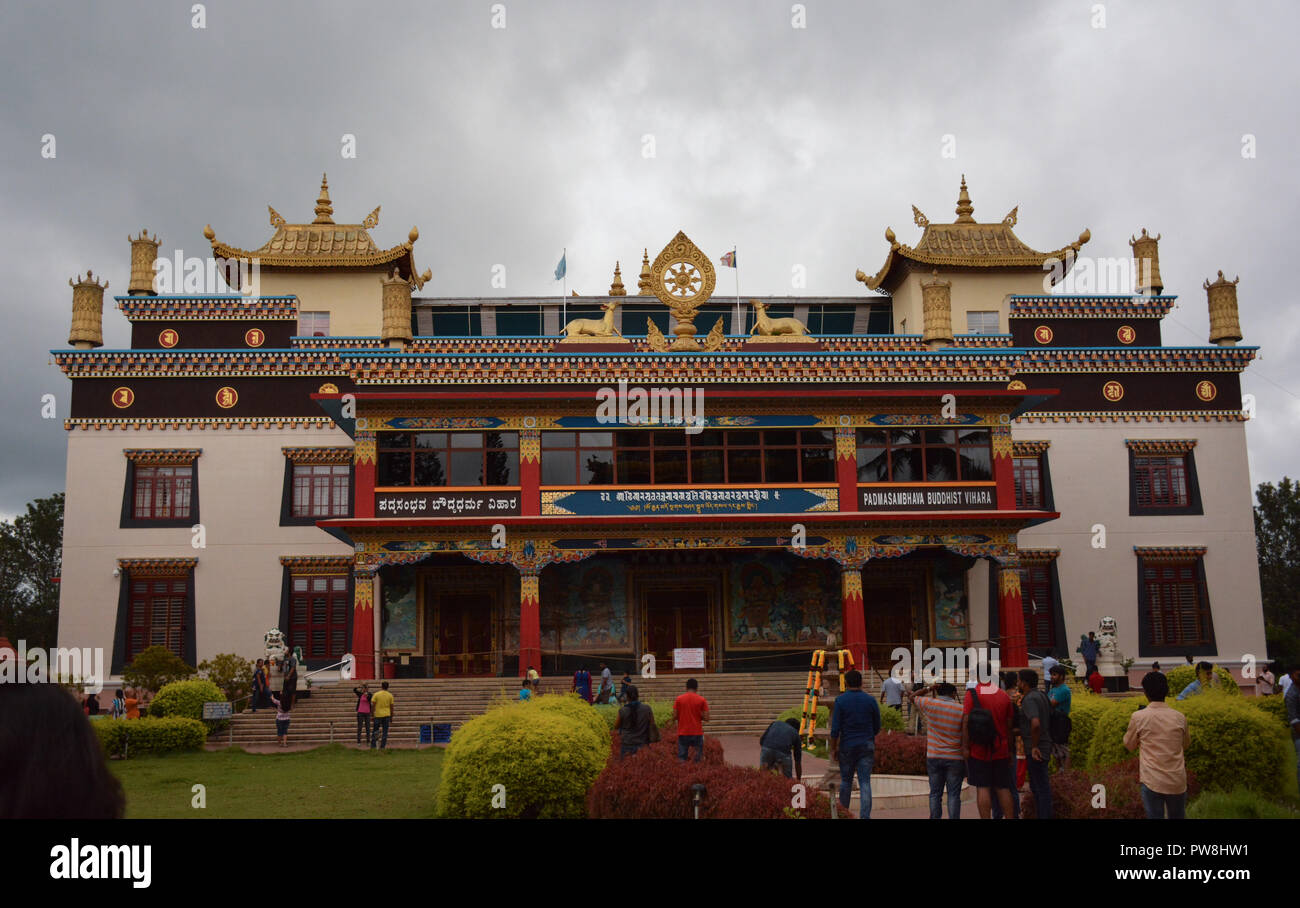 Temple bouddhiste de nyingmapa Banque de photographies et d’images à ...