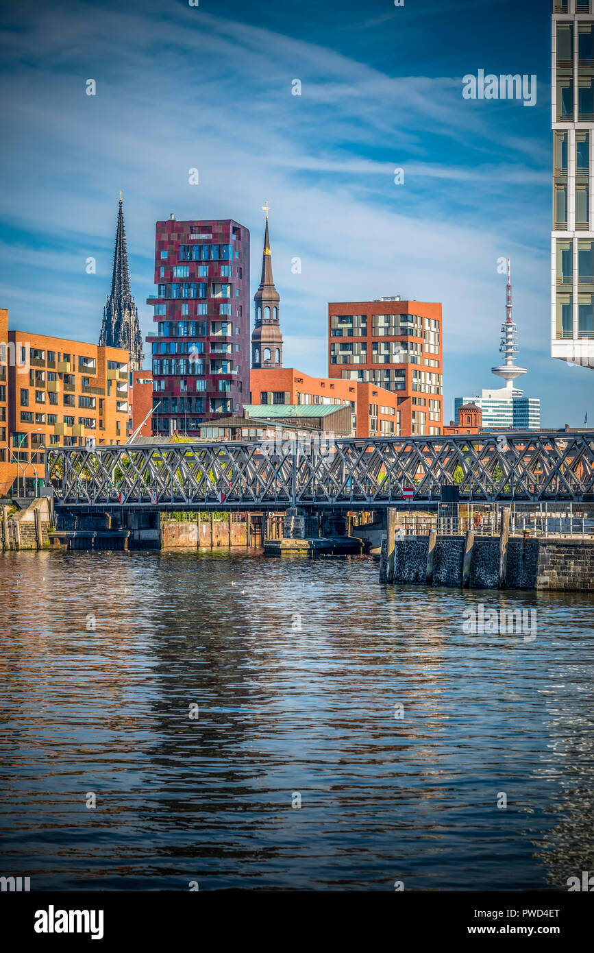 Magdeburger brucke Banque de photographies et d’images à haute ...