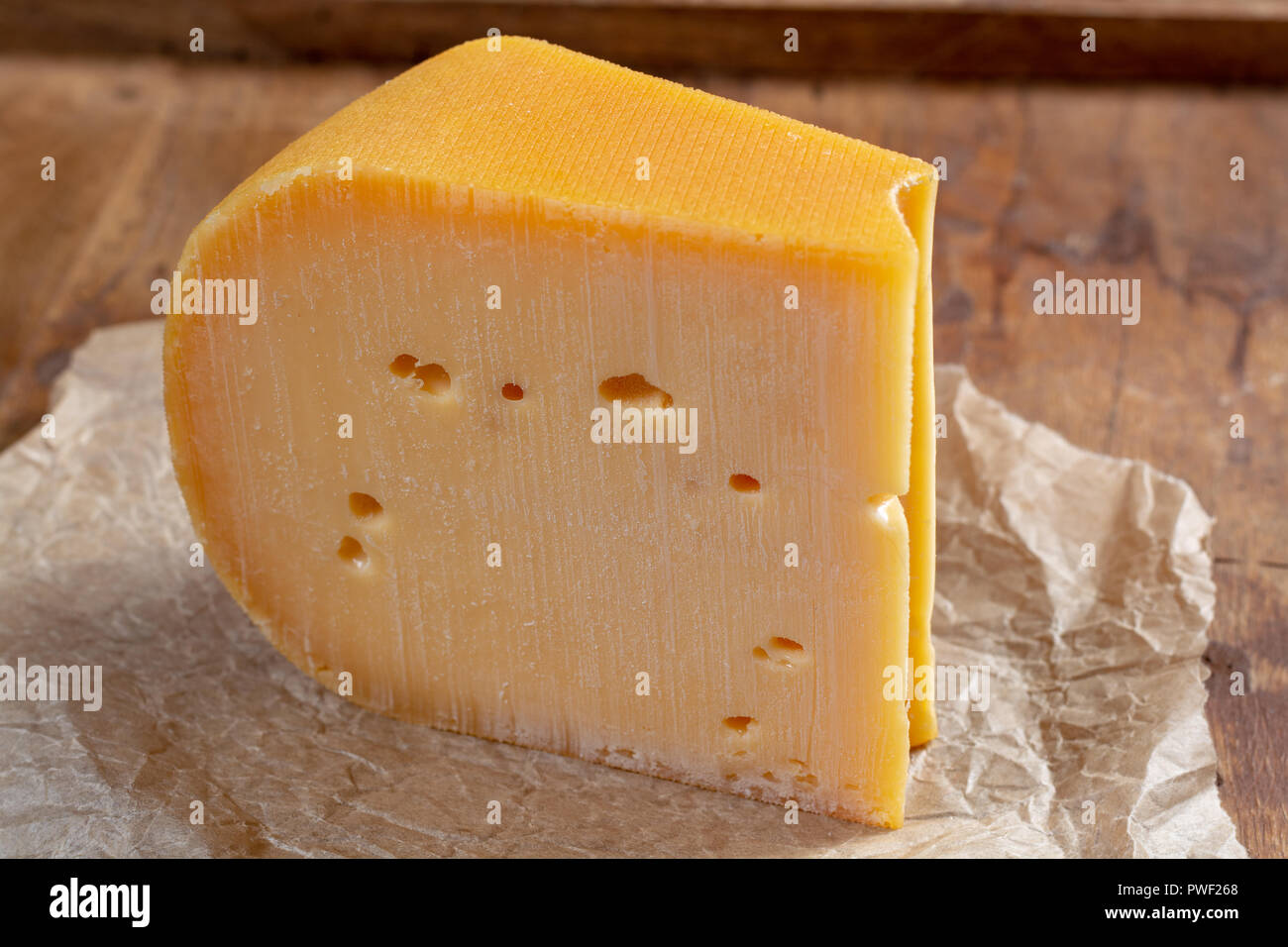 Le fromage Beemster, disque fromage fabriqué à partir de lait de vache ...