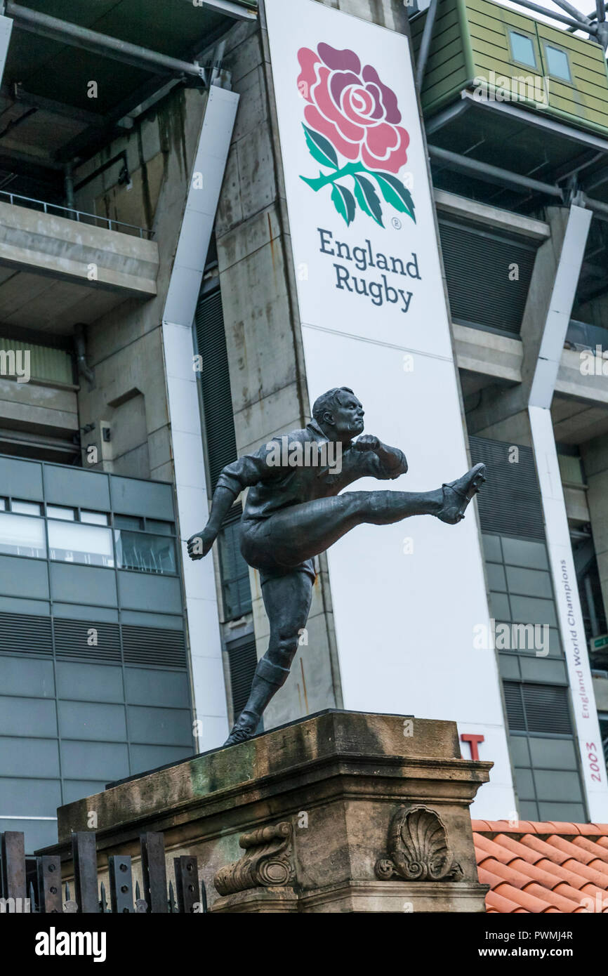 Rugby statue Banque de photographies et d’images à haute résolution ...