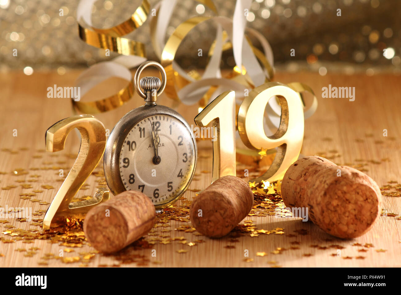 Carte de voeux 2019 Banque de photographies et d’images à haute ...