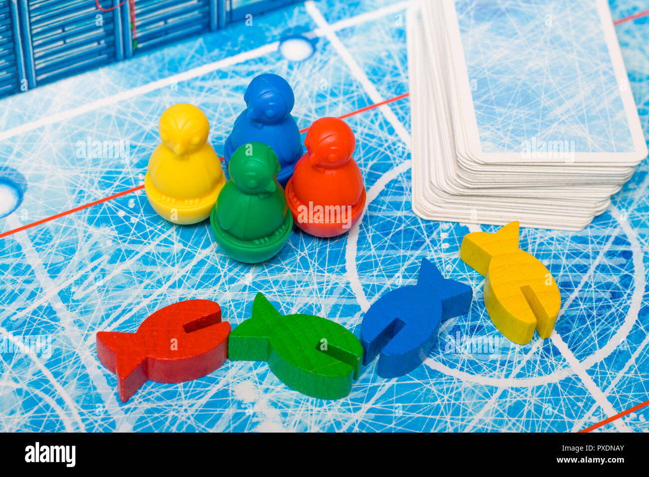 Figurines de poissons jouets Banque de photographies et d’images à ...