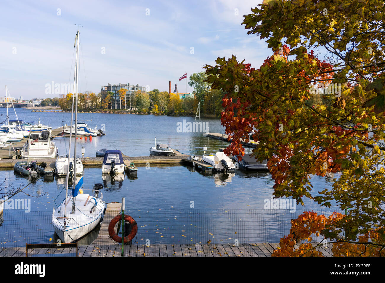 Port de plaisance à riga Banque de photographies et d’images à haute ...