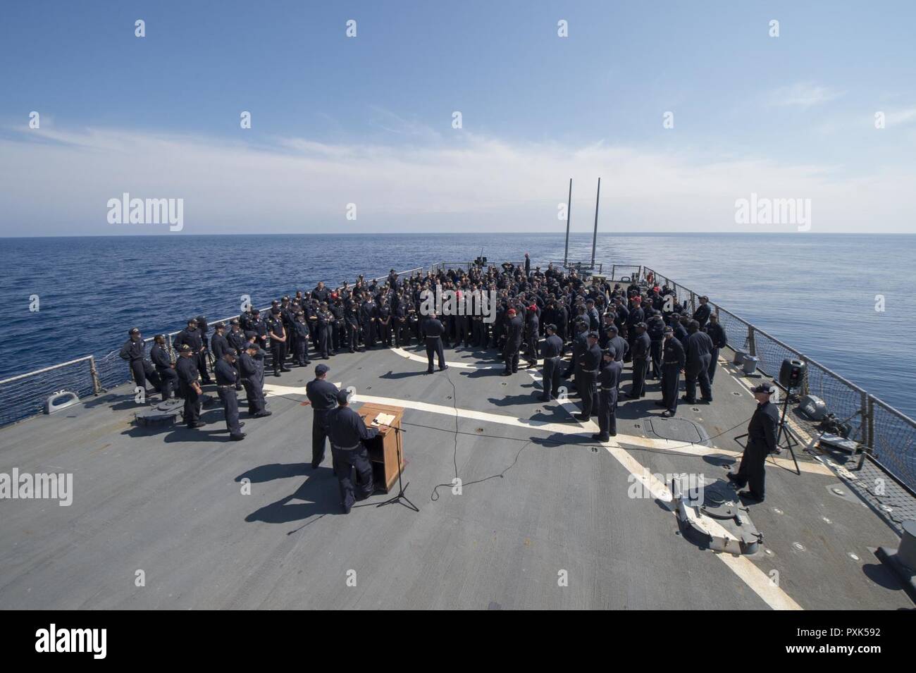 Mer Méditerranée (1 juin 2017) - Le Cmdr. Peter Halvorsen, commandant ...