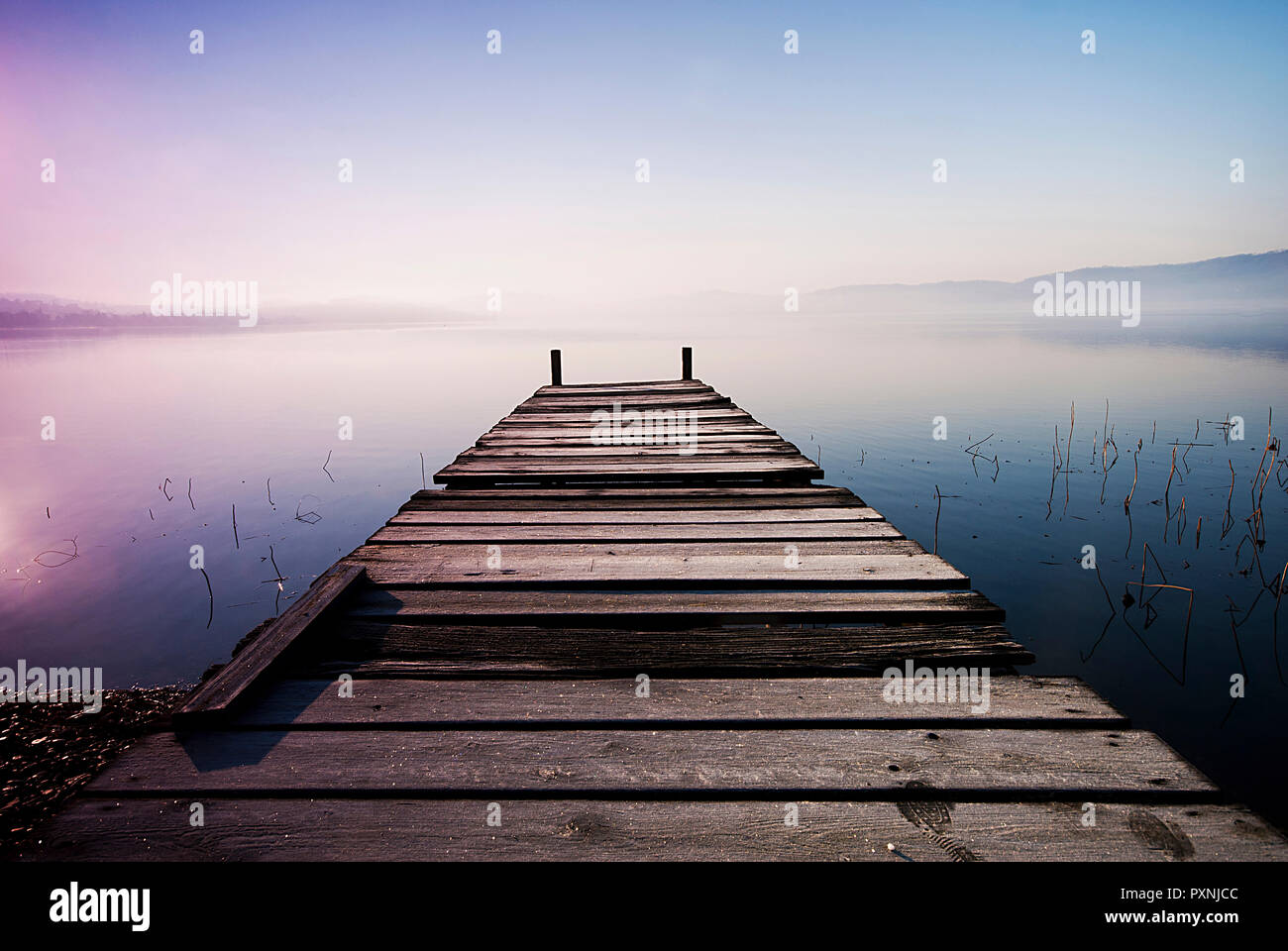 Lago di viverone Banque de photographies et d’images à haute résolution ...
