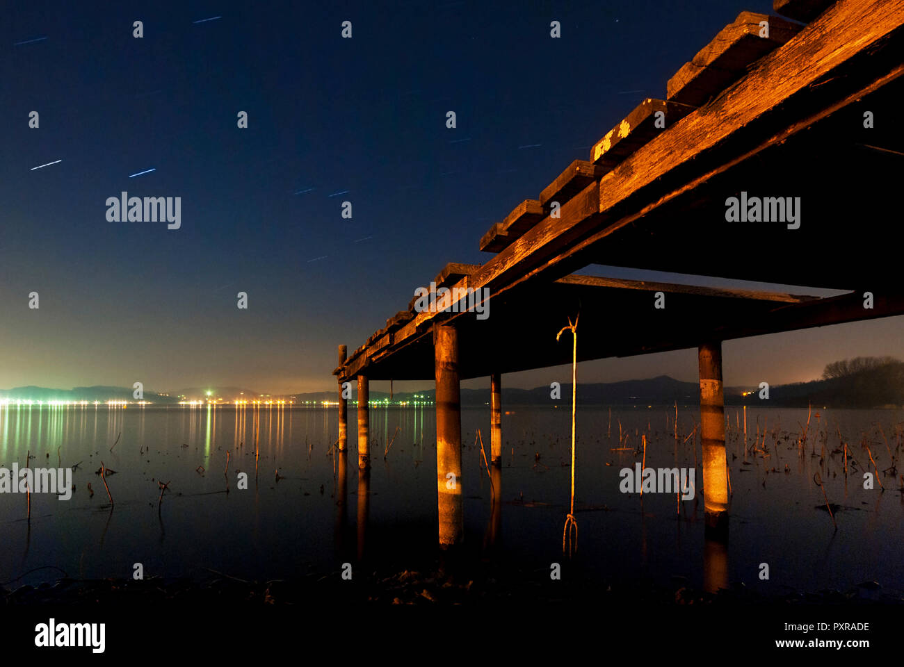 Lago di viverone Banque de photographies et d’images à haute résolution ...