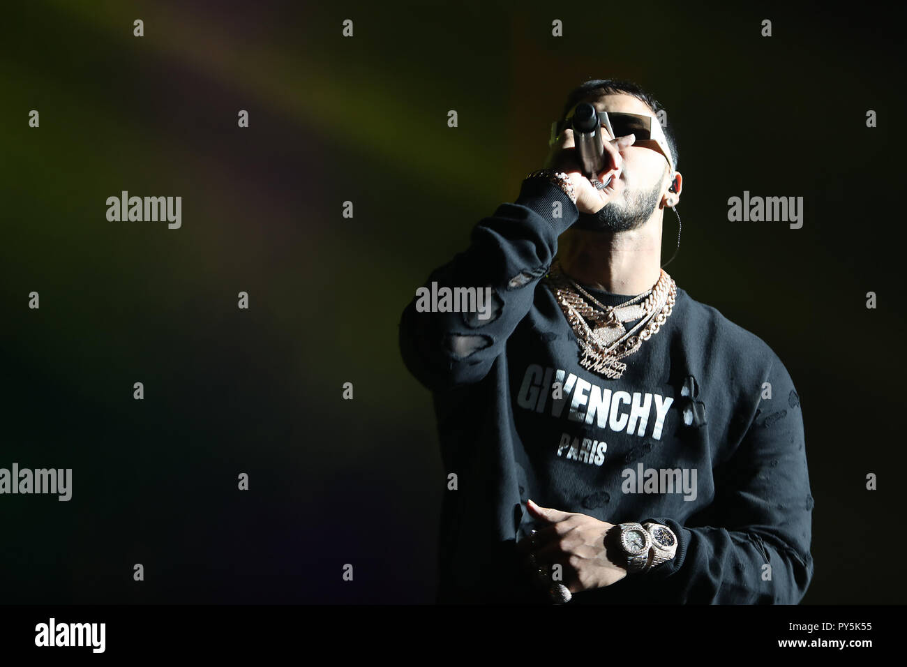 Karol g Banque de photographies et d’images à haute résolution - Alamy