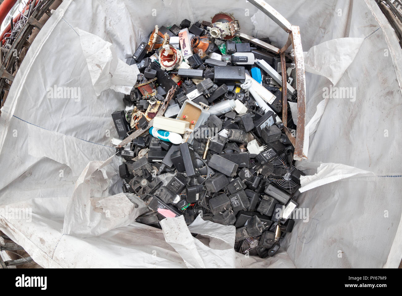 La gestion des déchets solides municipaux mélangés Photo Stock - Alamy