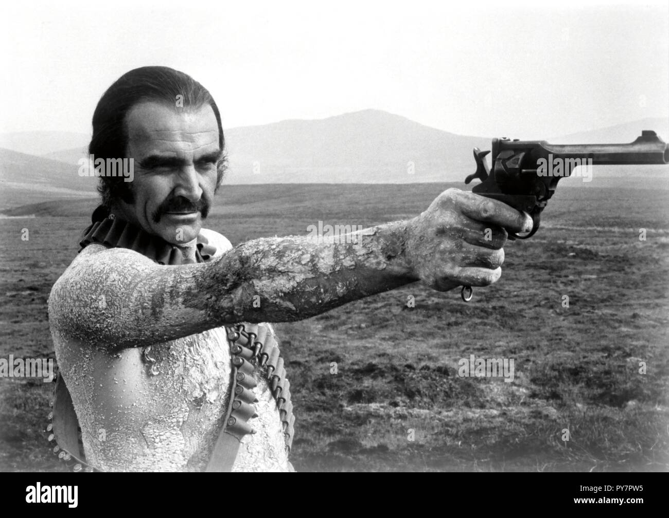 Sean connery zardoz 1974 Banque de photographies et d’images à haute ...