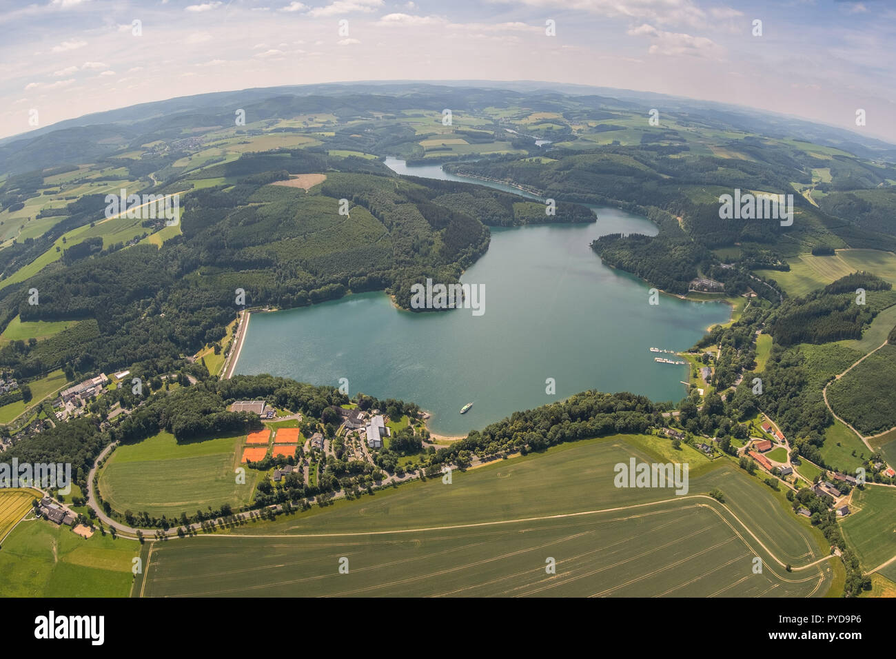 Tennisplatze tennisclub meschede 1909 ev Banque de photographies et d ...