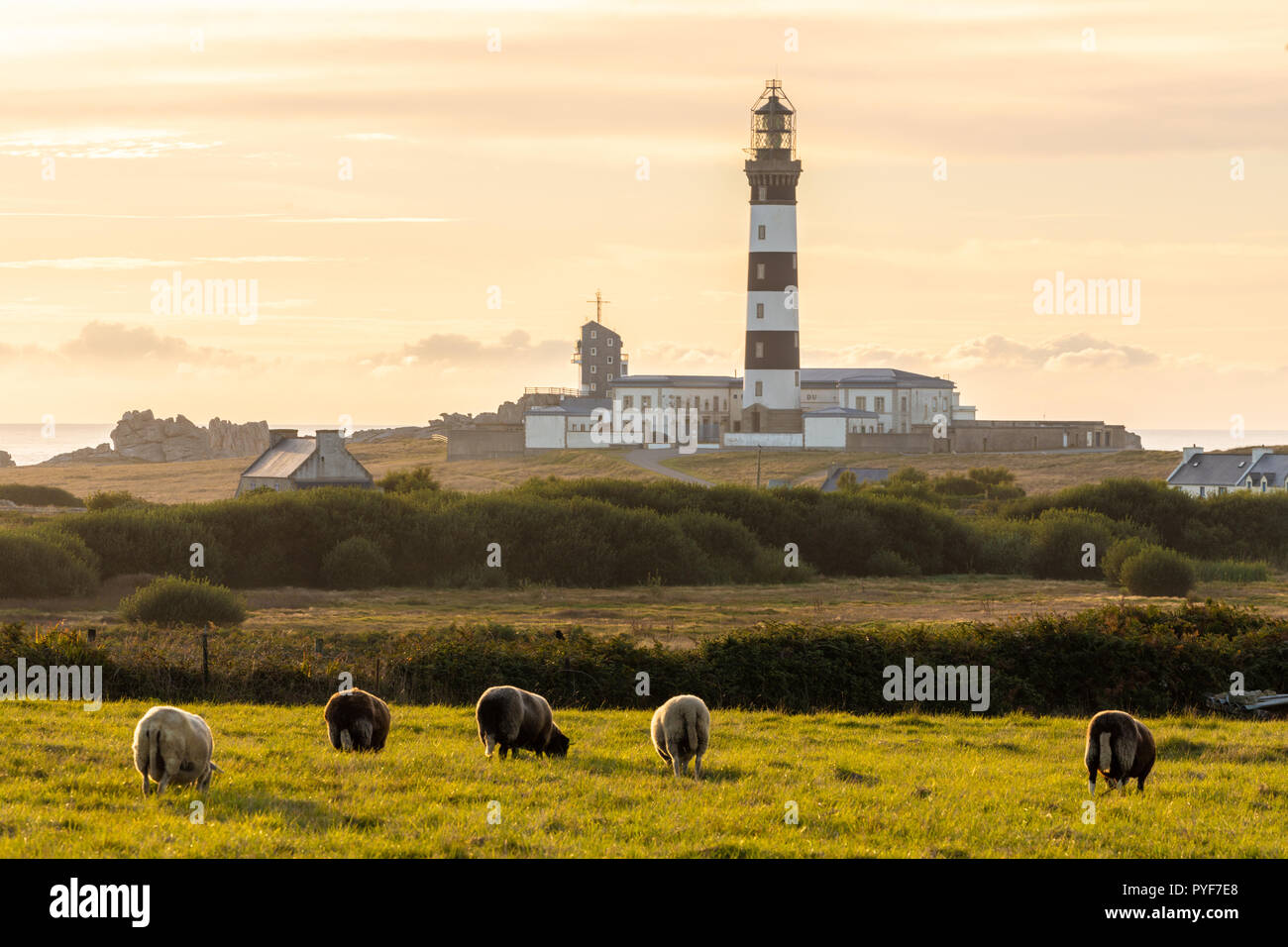 Creach lighthouse Banque de photographies et d’images à haute ...