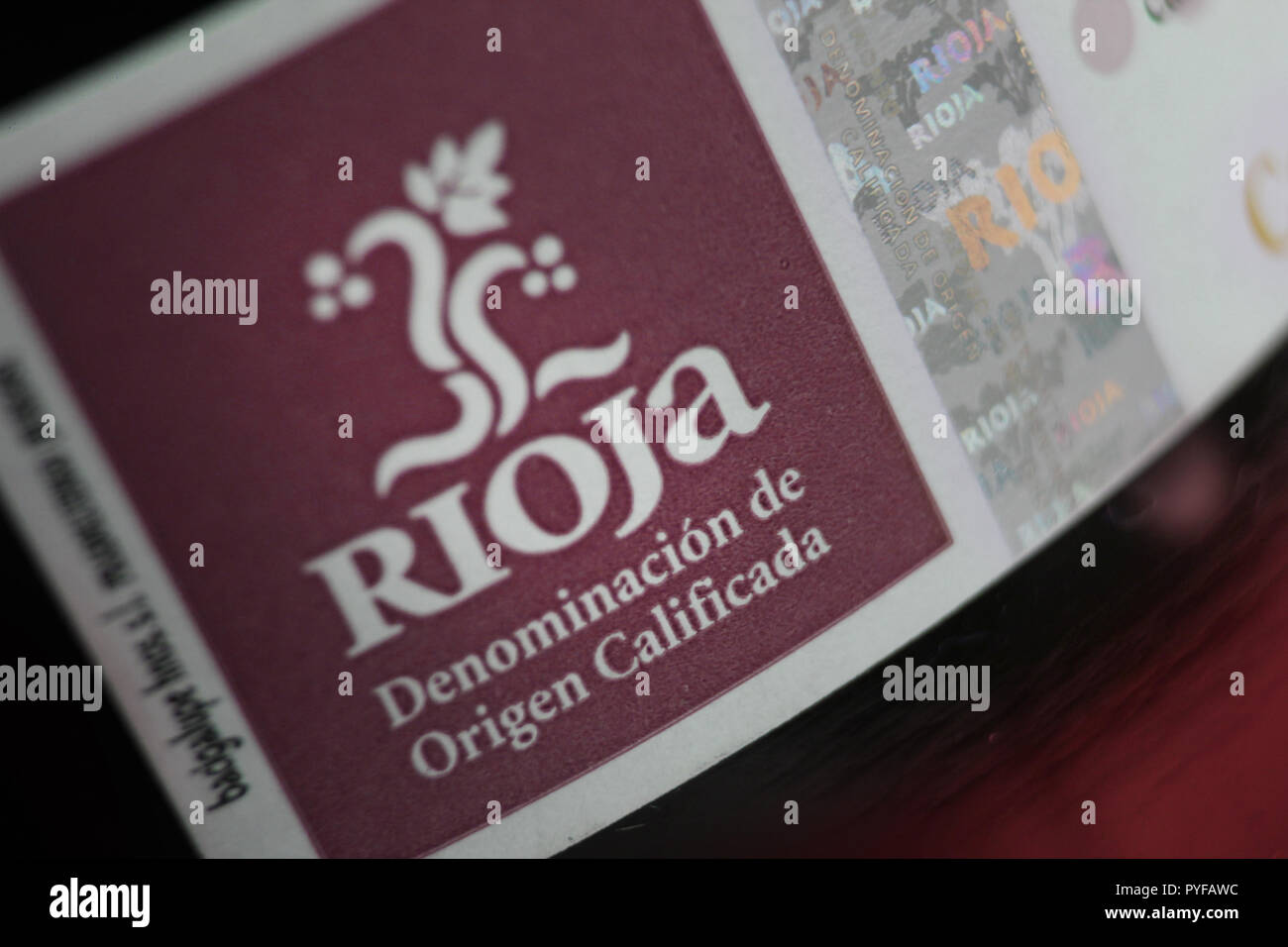 étiquette de vin rioja Banque de photographies et d’images à haute ...