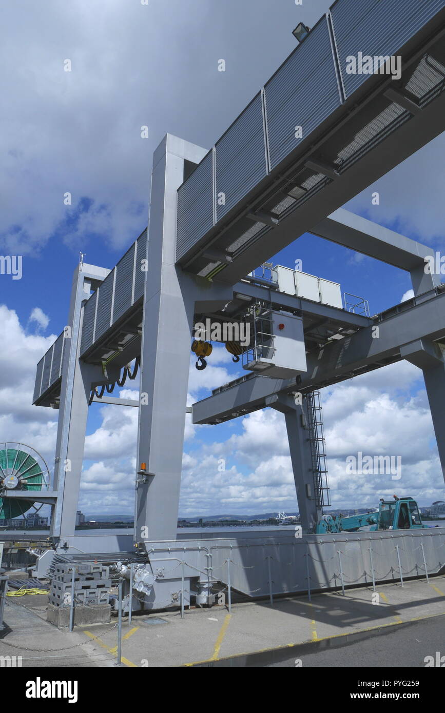 Pont roulant Banque de photographies et d’images à haute résolution - Alamy