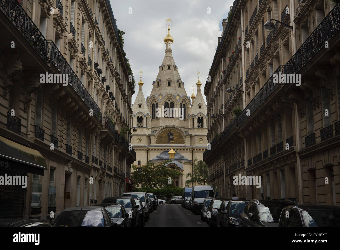 La cathédrale Alexander Nevsky (Cathédrale Saint-Alexandre-Nevsky) à Paris, France. La ...