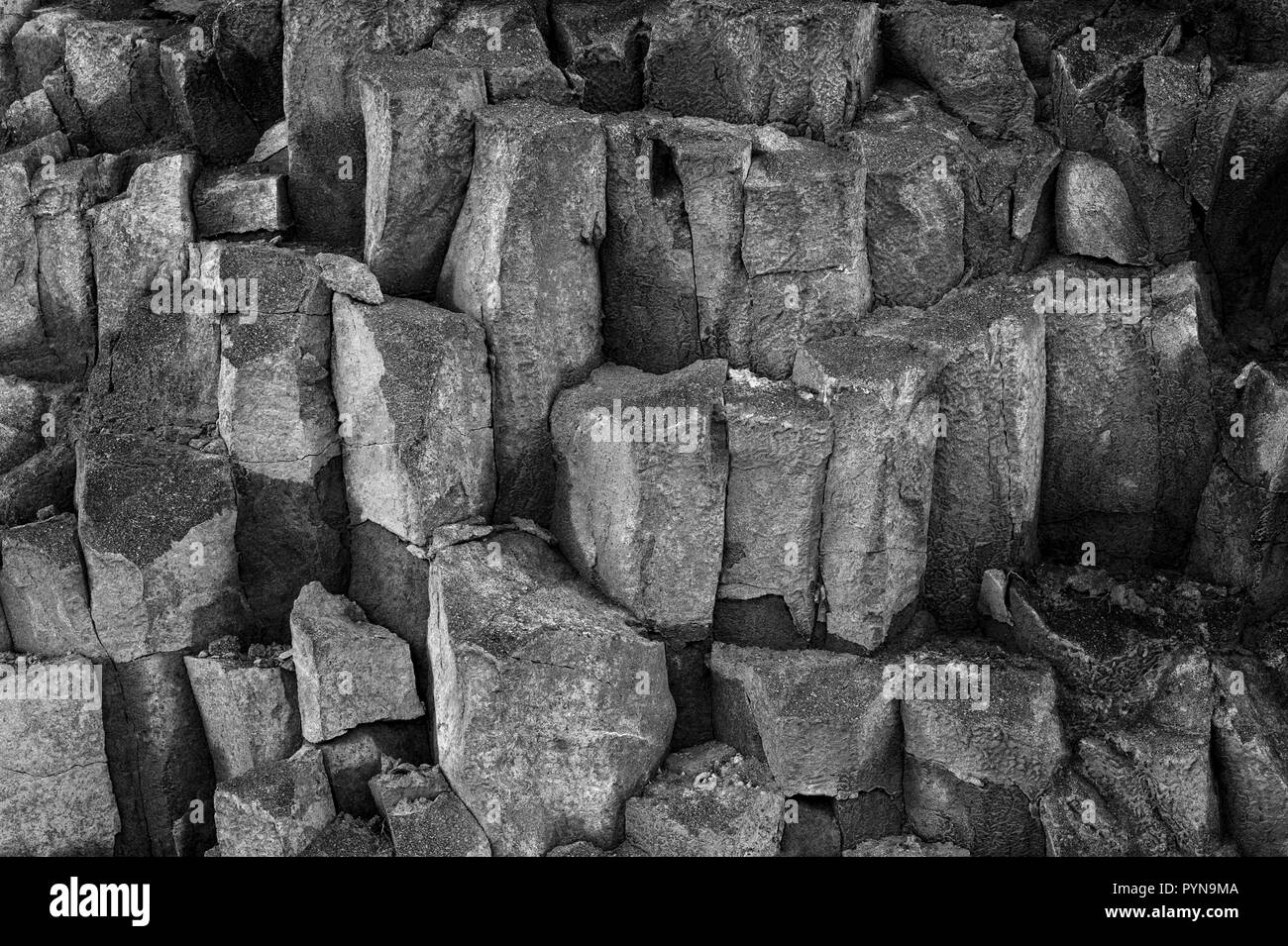 Mur de roche sédimentaires avec les schémas de carrière de roche et de ...