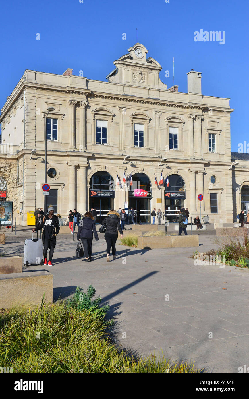 Train france reims Banque de photographies et d’images à haute ...