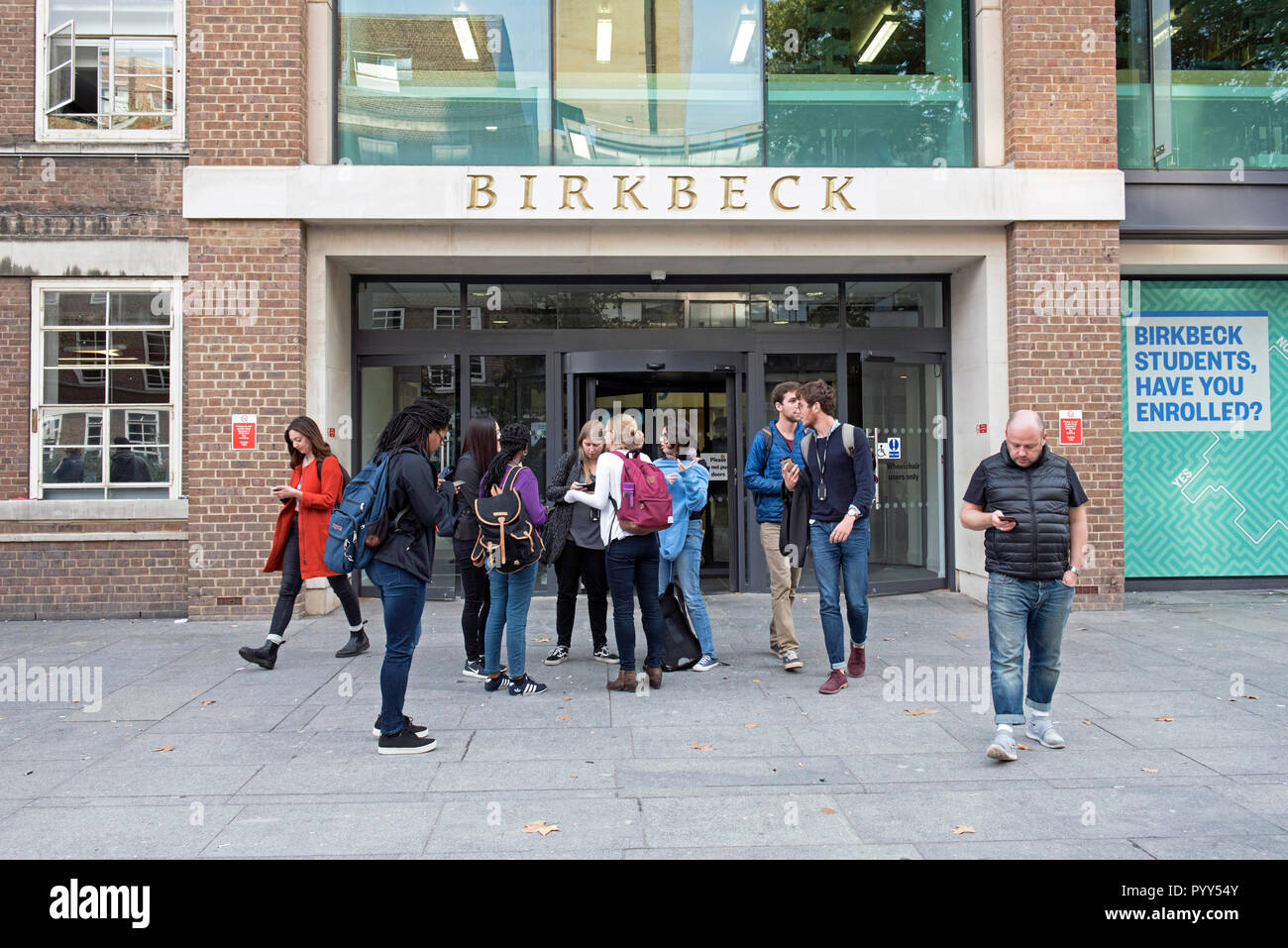 Birkbeck university of london Banque de photographies et d’images à ...
