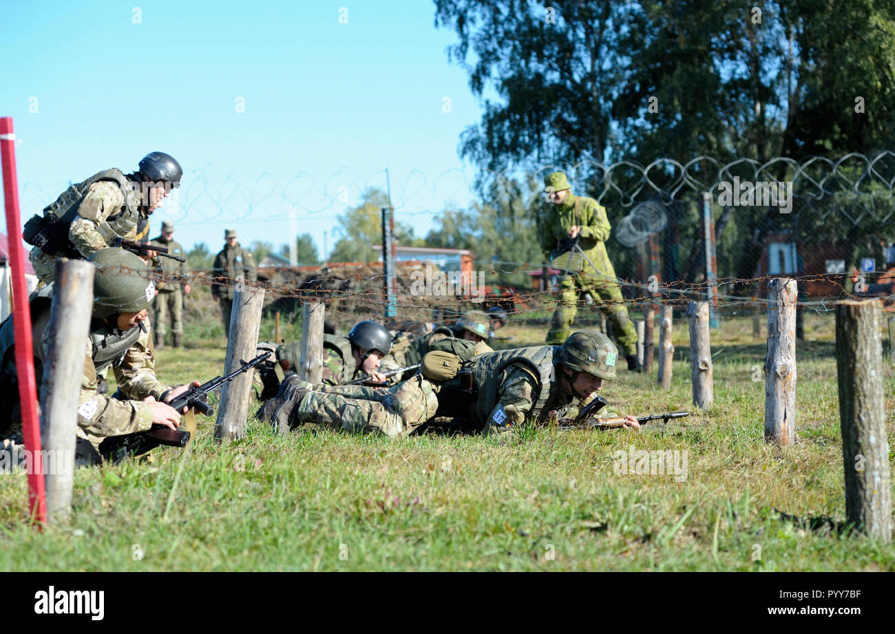 Military training ground Banque de photographies et d’images à haute ...
