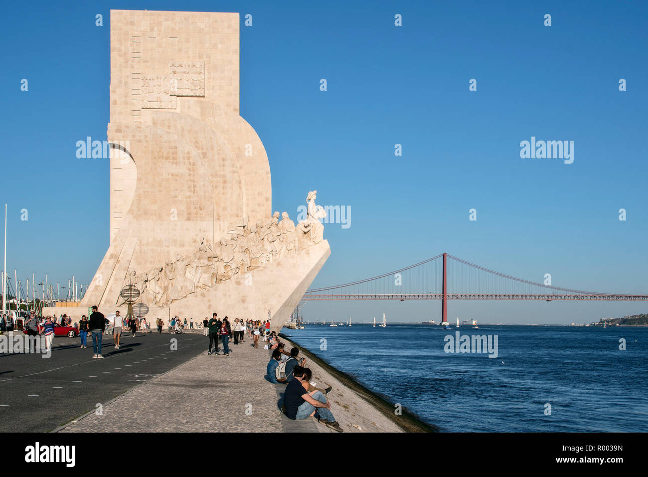 Monument des Découvertes, Padrao dos Descobrimentos, sur les rives du ...